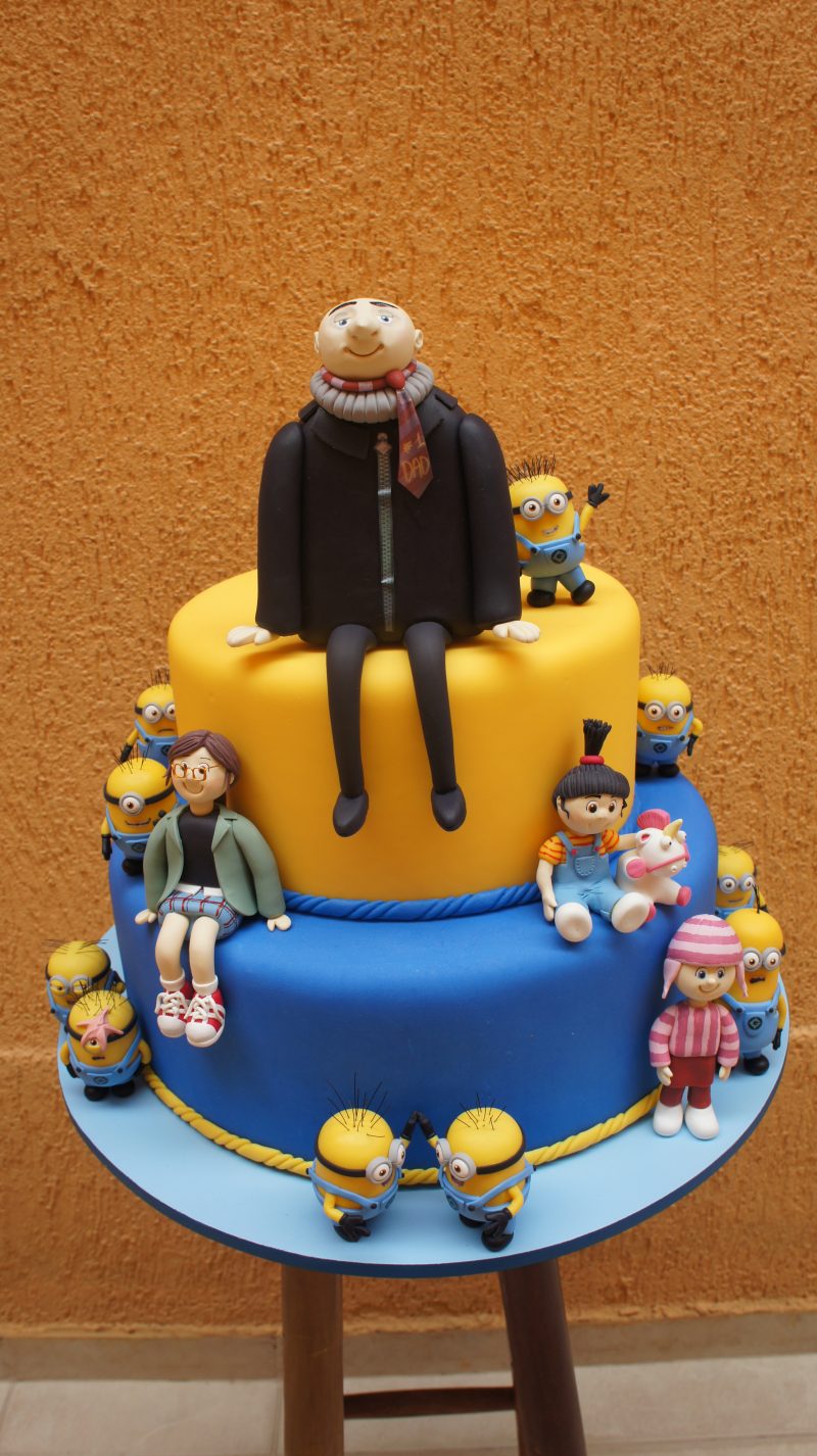 Bolo dos Minions - 31 modelos incríveis para sua festa - Imperdível!
